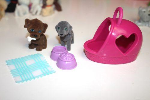 Puppy In My Pocket Dog Carrier & Puppy Carrier Accessory Pack Review ...