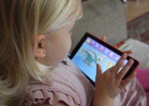 Discovering the Amazon Appstore with the Fire 7 Tablet • A Moment With ...